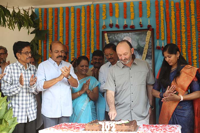 Communities come together to celebrate Vicente Ferrer’s 102nd Birth ...